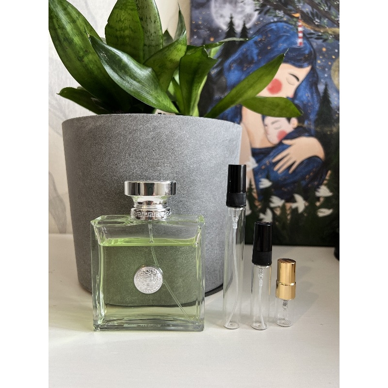 Versace Versense - купить женские духи, цены от 250 р. за 2 мл