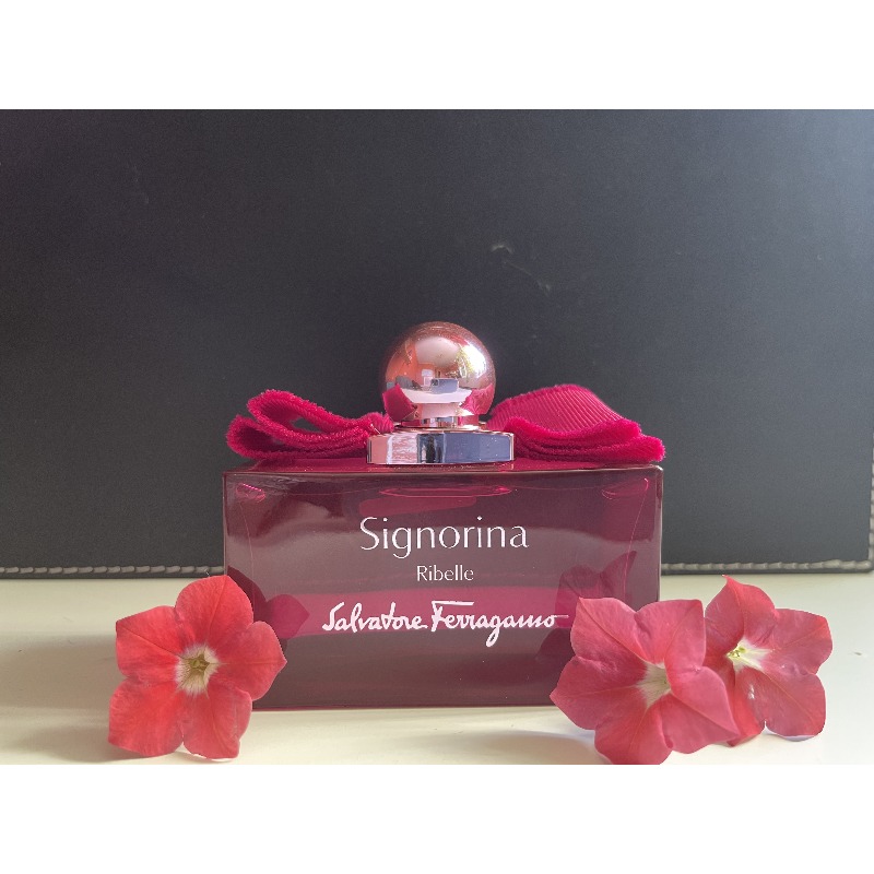 Salvatore Ferragamo Signorina Ribelle - купить женские духи, цены от ...