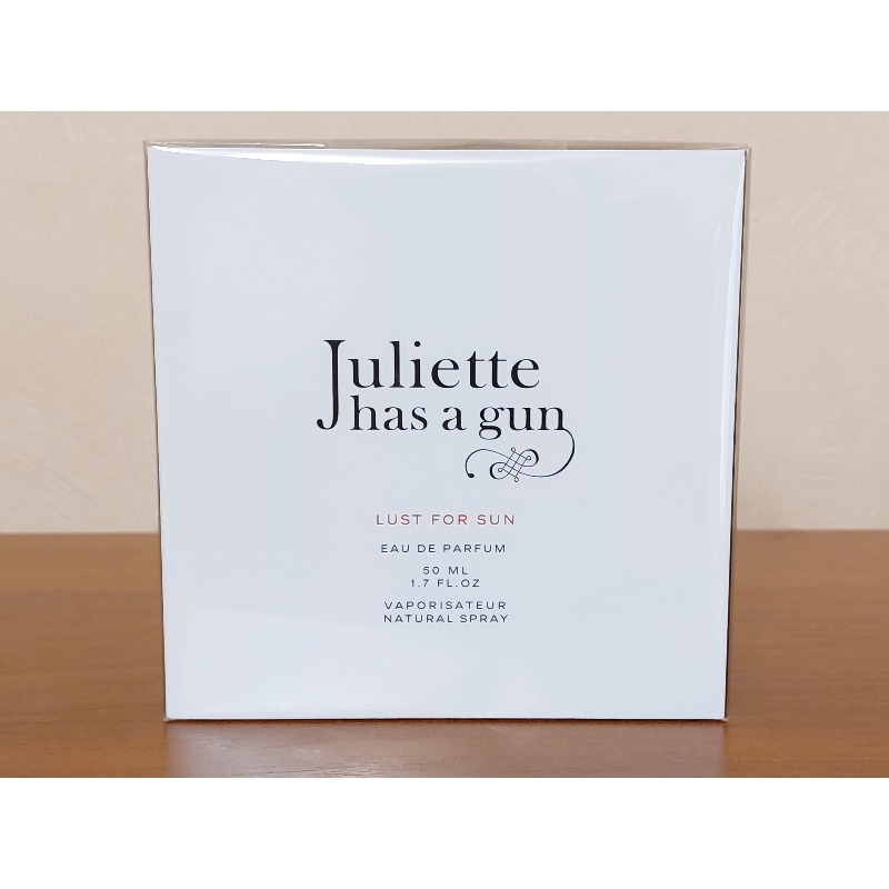 Juliette Has A Gun Lust For Sun - купить духи, цены от 250 р. за 2 мл