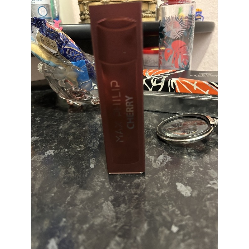 Max Philip Cherry - купить духи, цены от 260 р. за 2 мл