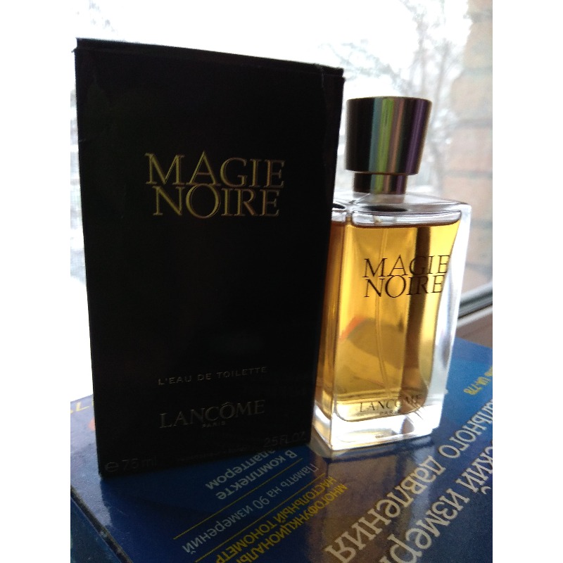 Lancome Magie Noire - купить женские духи, цены от 570 р. за 2 мл