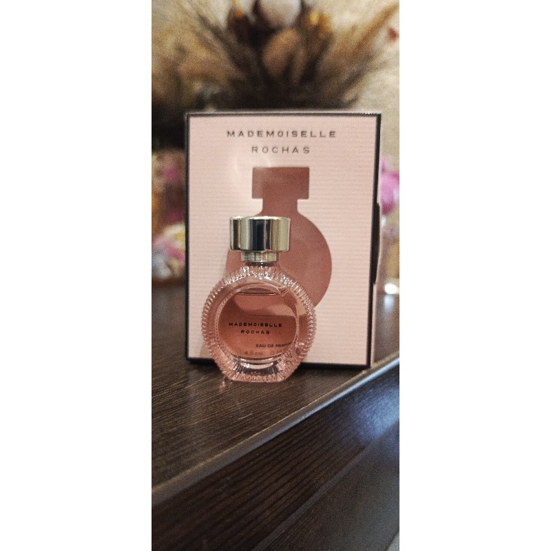 Mademoiselle Rochas - купить женские духи, цены от 260 р. за 2 мл
