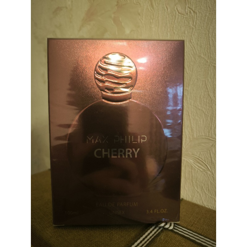 Max Philip Cherry - купить духи, цены от 260 р. за 2 мл